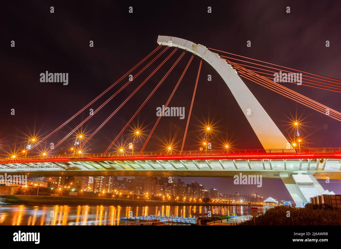 Sunset Twilight view of the Dazhi Bridge at Taipei, Taiwan Stock Photo ...