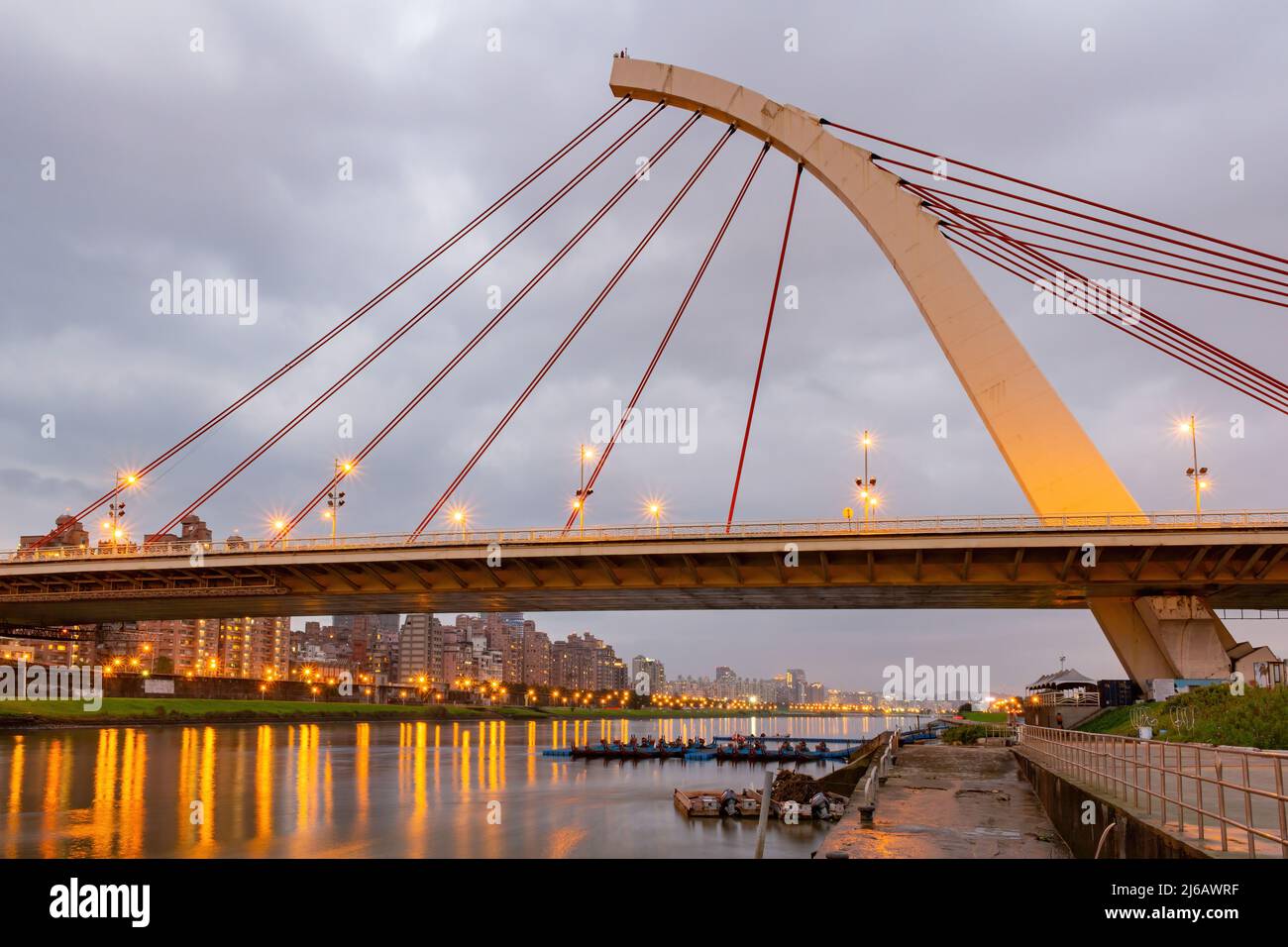 Sunset Twilight view of the Dazhi Bridge at Taipei, Taiwan Stock Photo ...