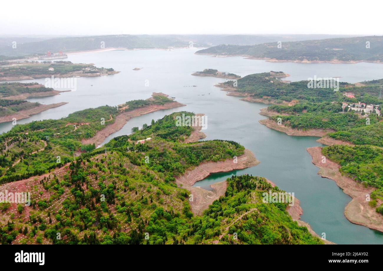 Xiaolangdi reservoir yellow river henan hi-res stock photography and ...