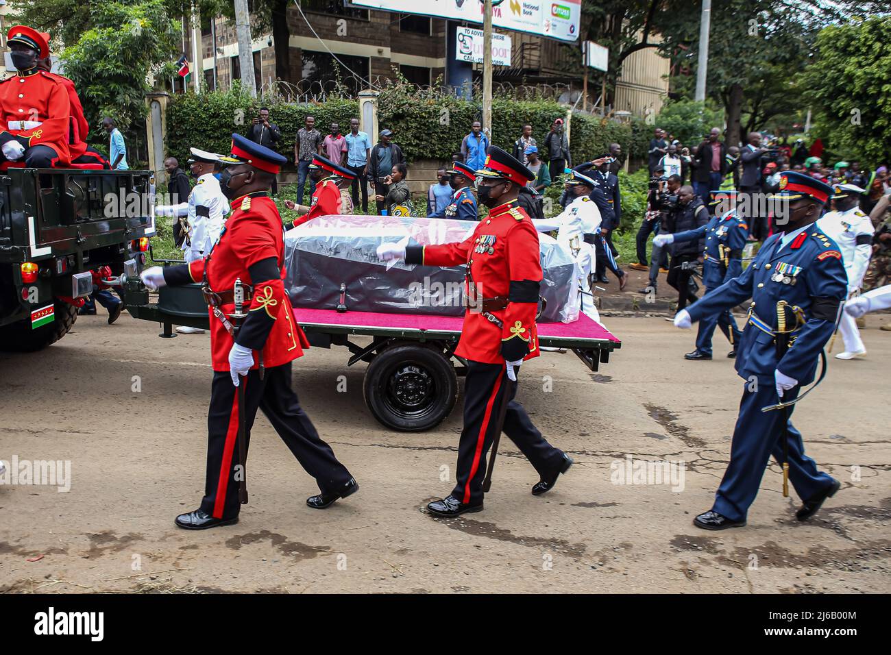 Kenyan military march alongside the casket of the late Mwai Kibaki, to ...