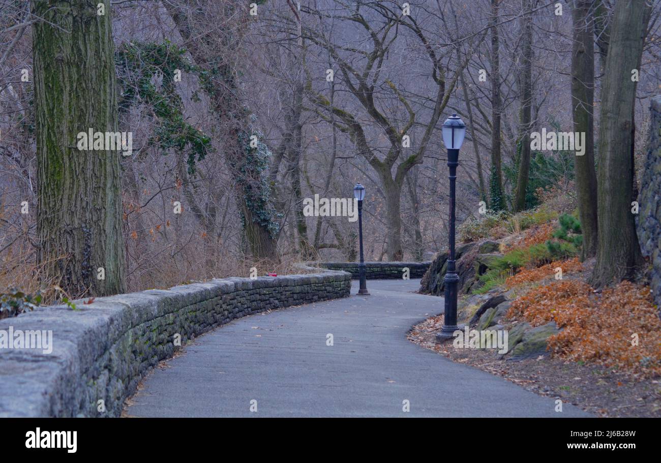 Walking path in Fort Tryon Park, New York Stock Photo - Alamy