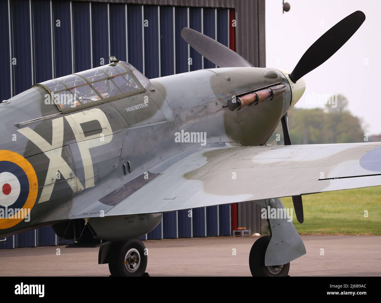 Two seater aircraft hi-res stock photography and images - Alamy