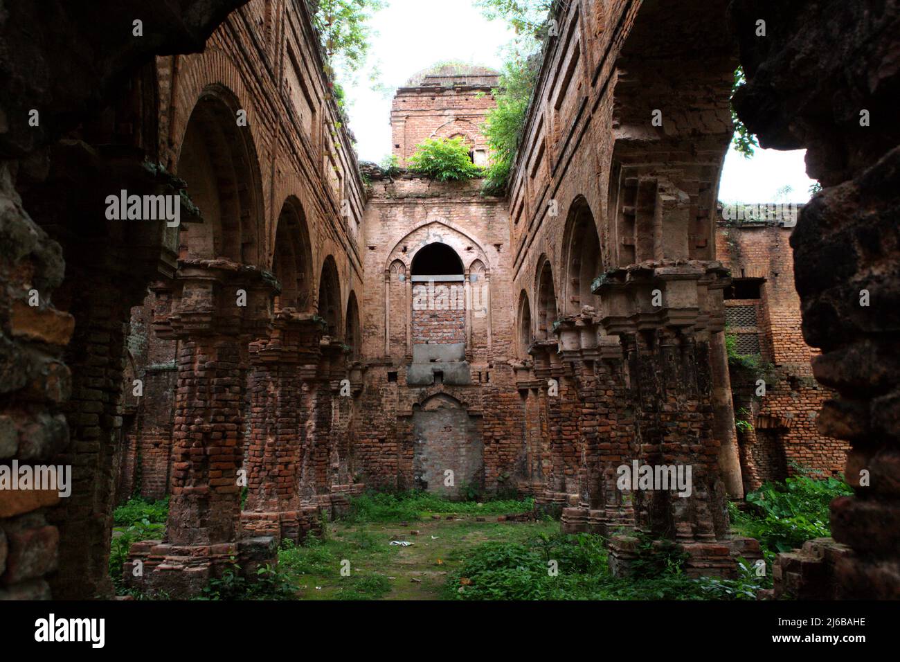 Tamluk raj bari palace hi-res stock photography and images - Alamy