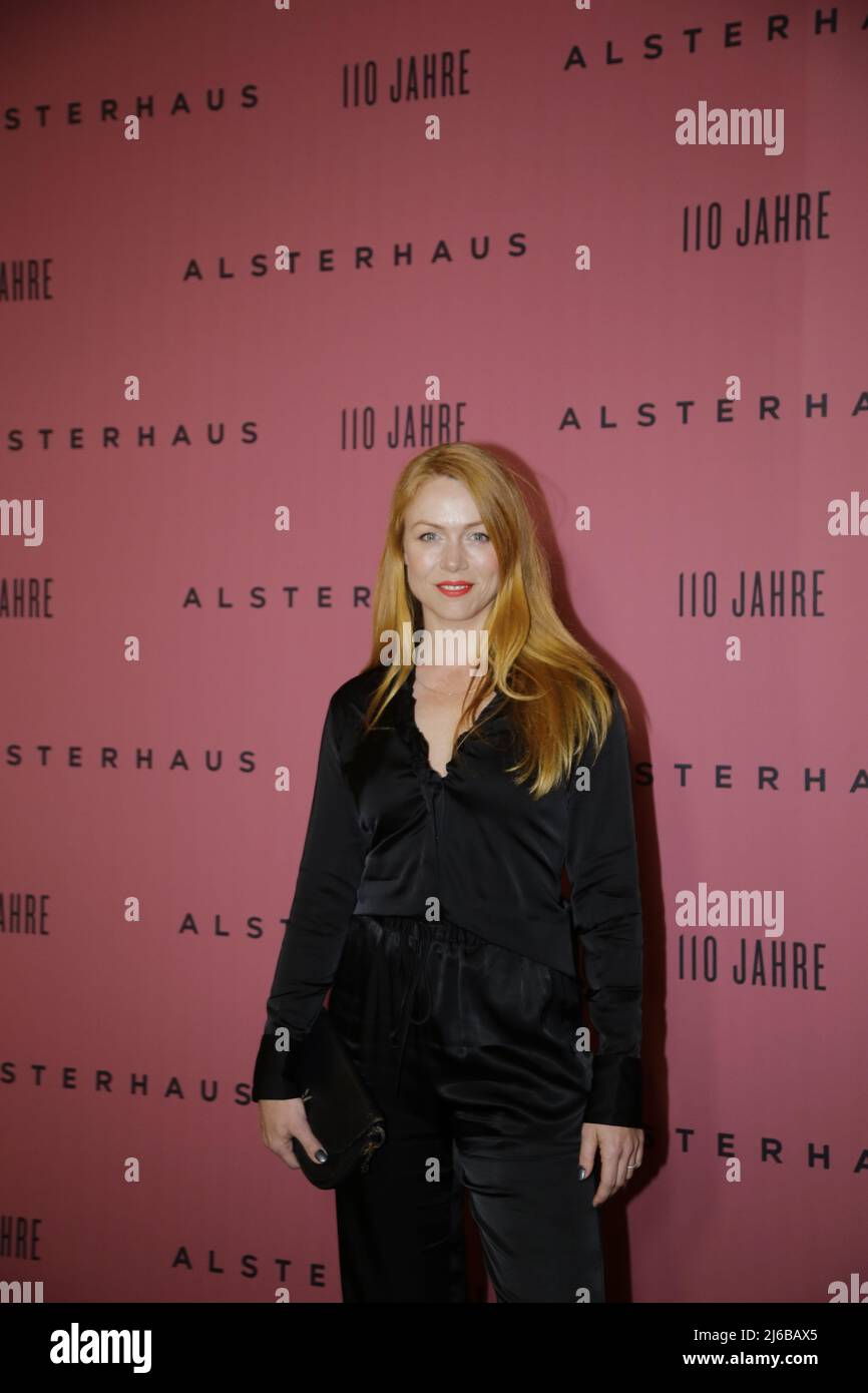 Esther Roling bei der 110 Jahre Alsterhaus - Geburtstagsparty im ...
