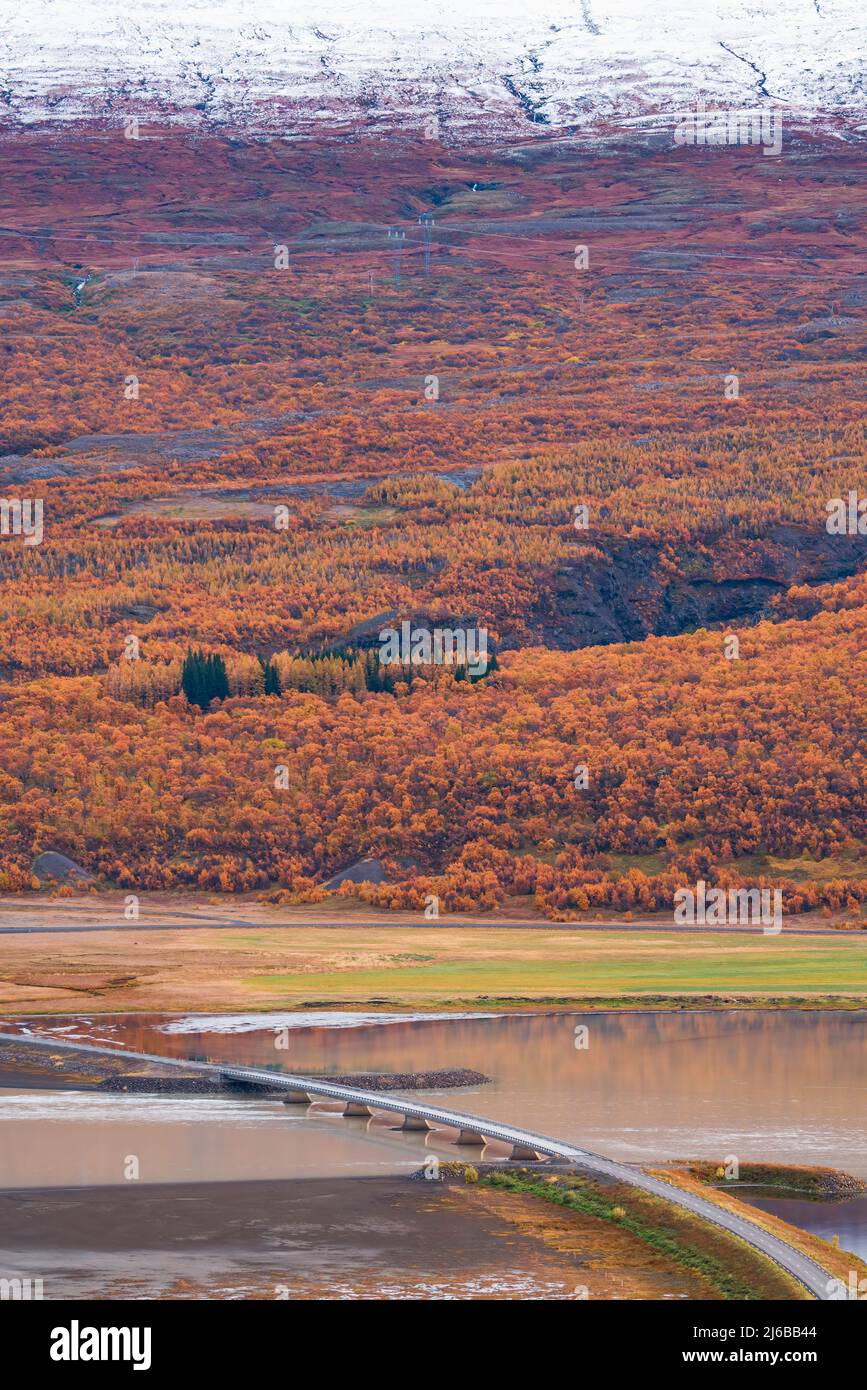 Autumn colors and snow hi-res stock photography and images - Alamy