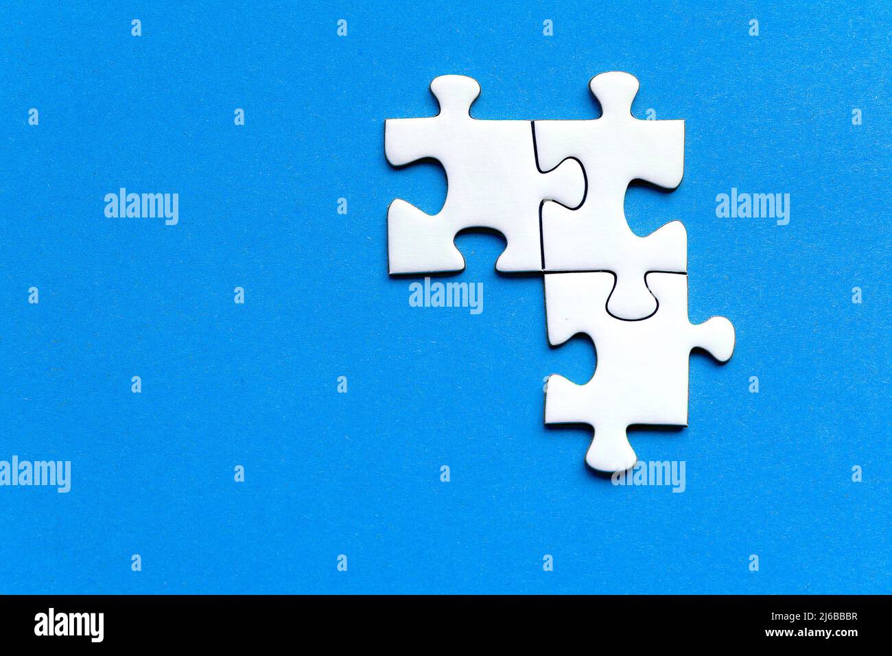 Jig saw puzzle pieces hi-res stock photography and images - Alamy