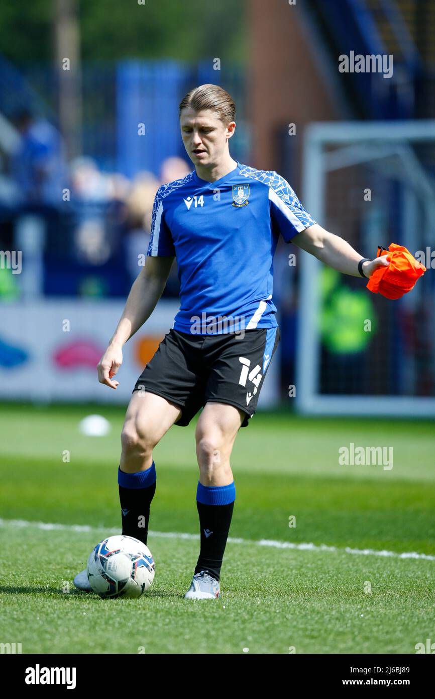 George Byers #14 of Sheffield Wednesday warms up before the game in ...