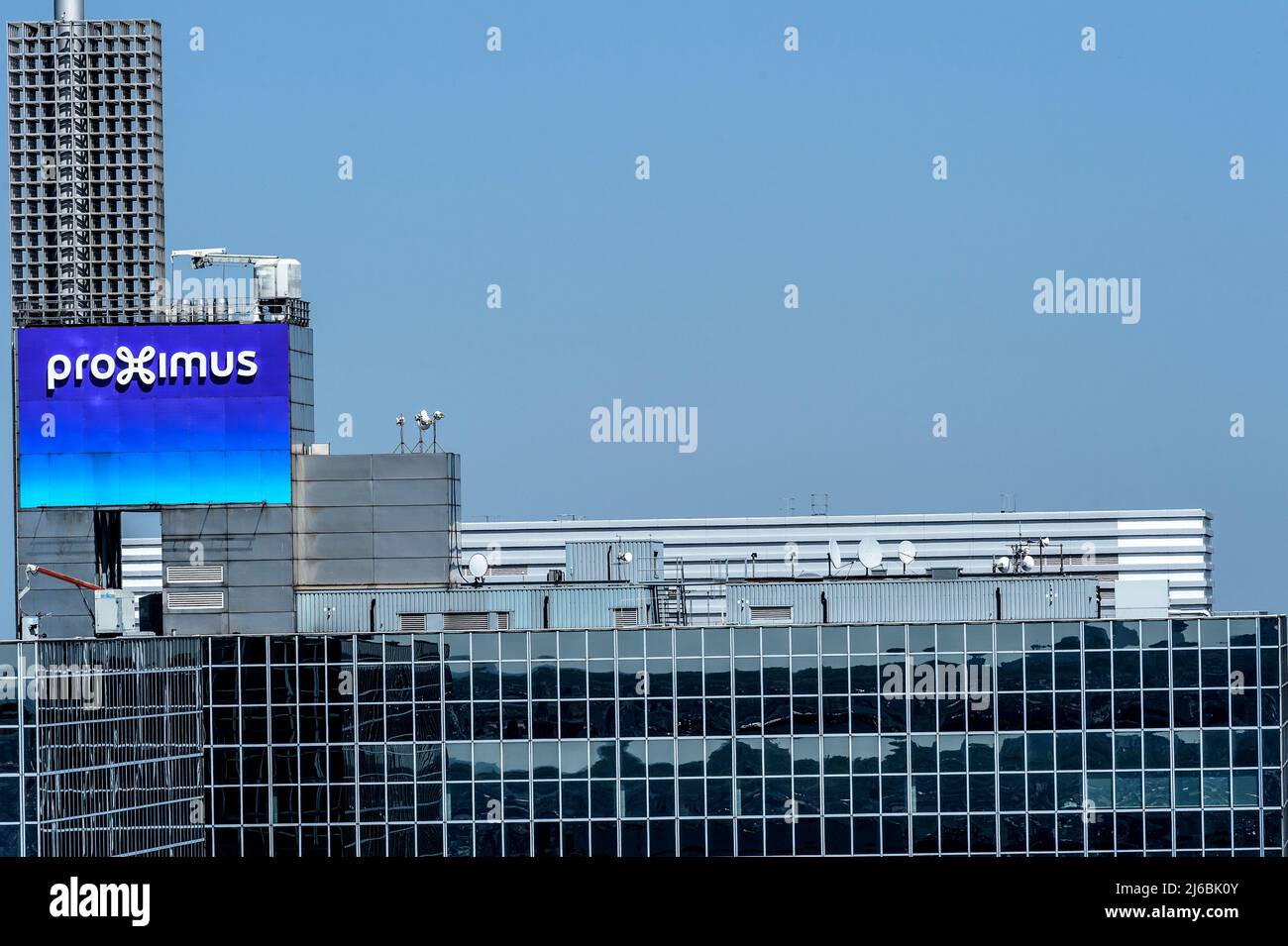Proximus Building in the Quartier Nord | Les bureaux de Proximus ...