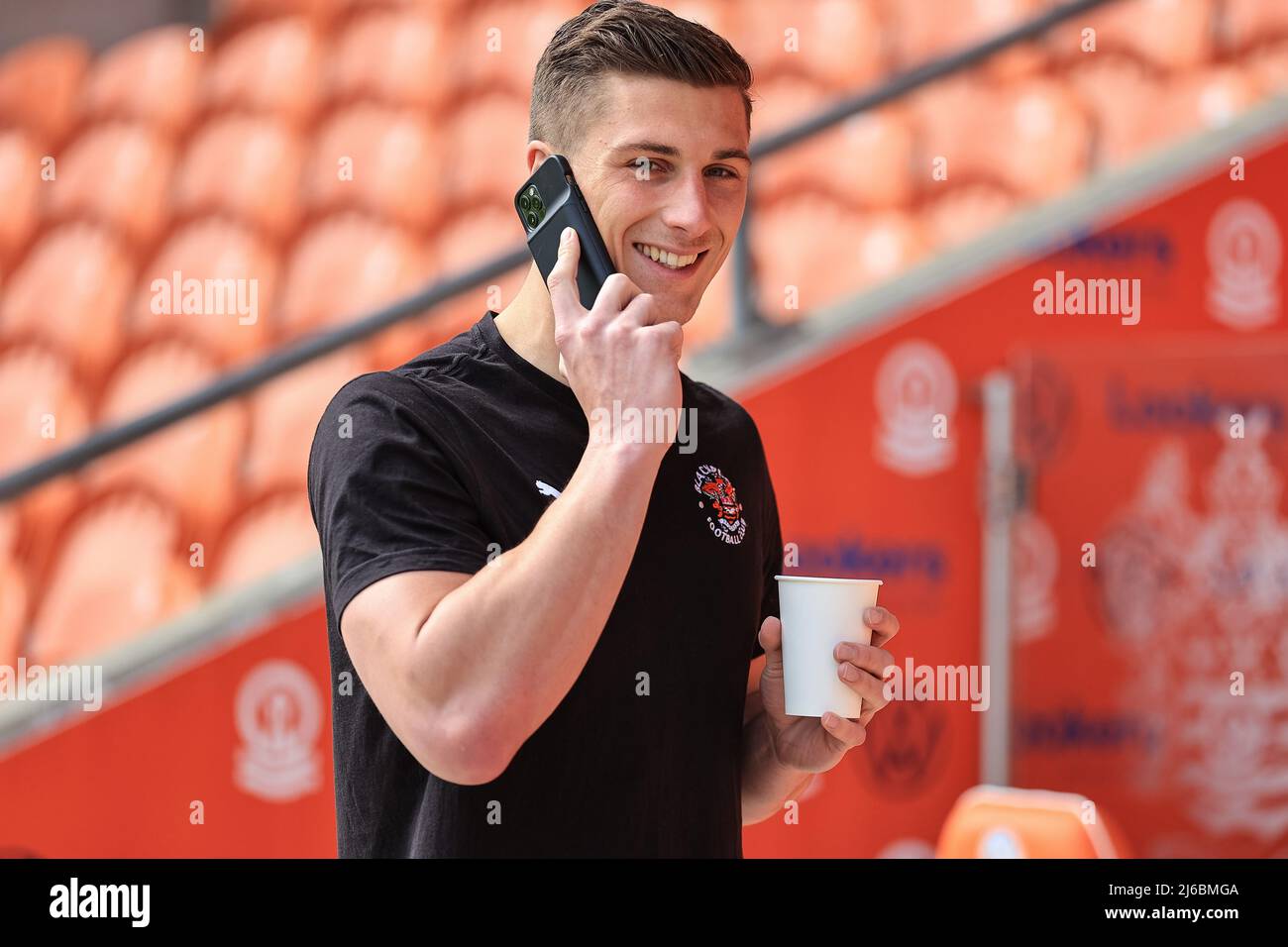 Stuart Moore #13 of Blackpool arrives at Bloomfield Road Stock Photo - Alamy