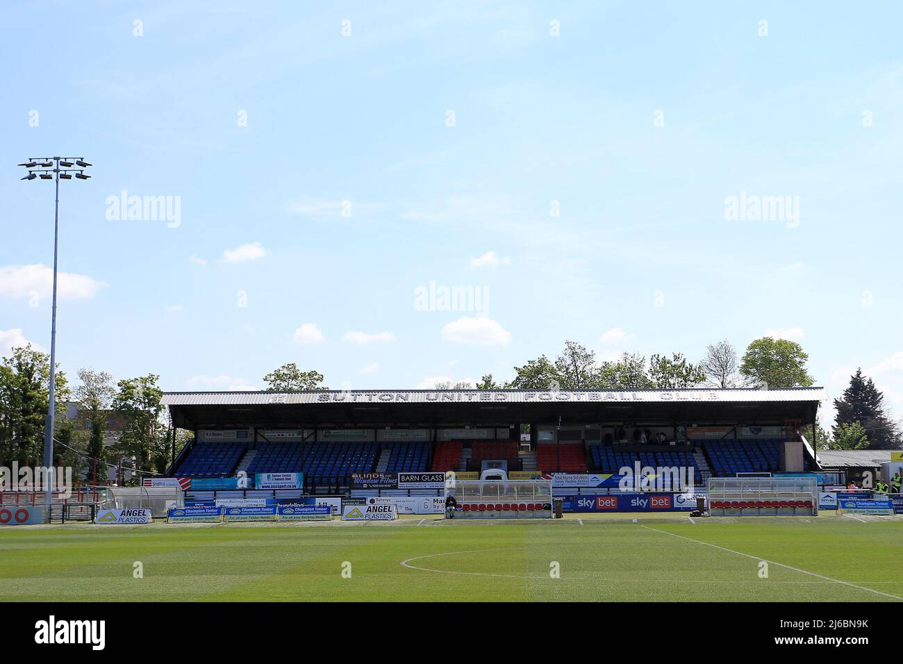 Sutton united general view hi-res stock photography and images - Alamy