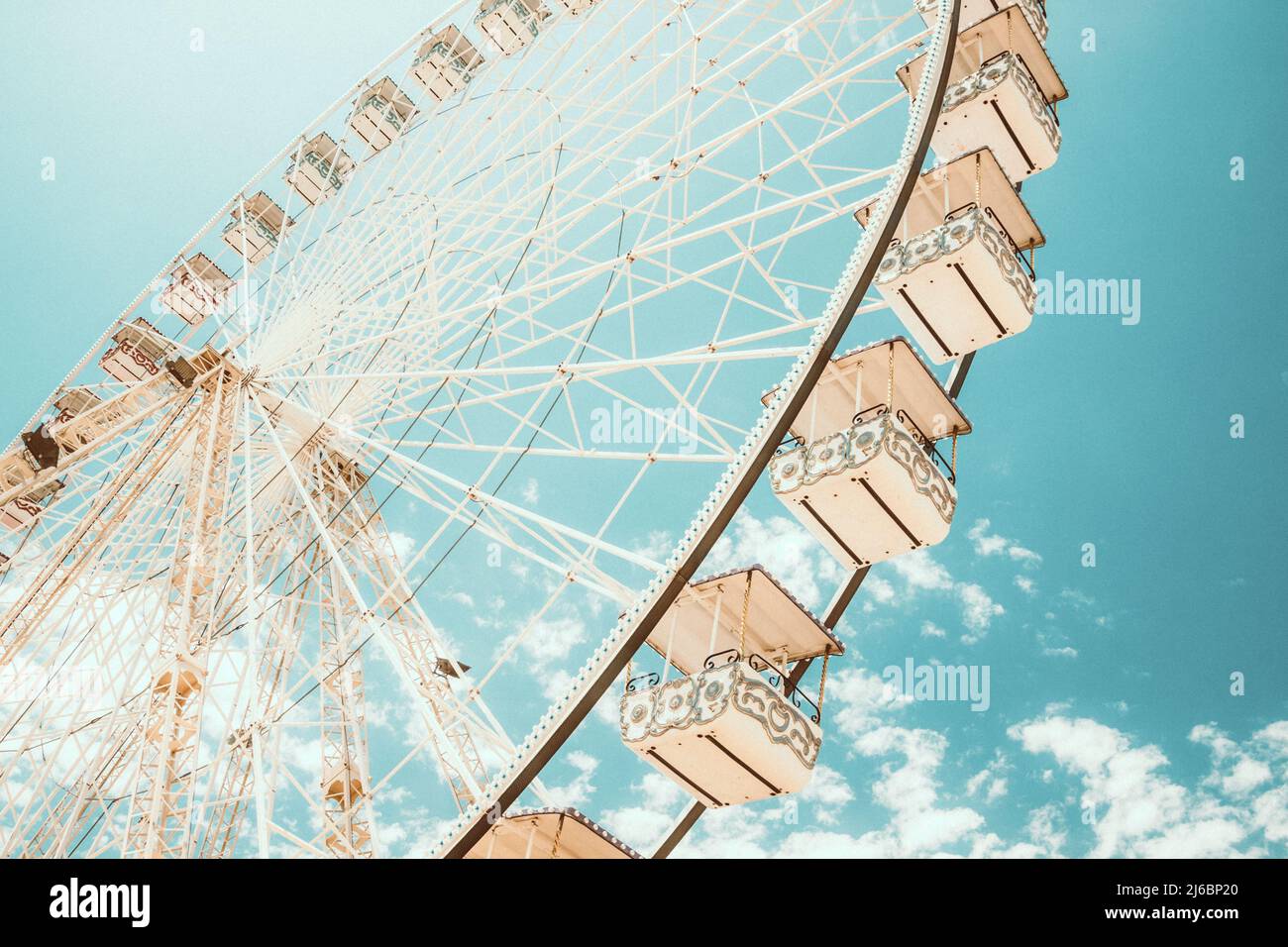 Ferris wheel of fair and amusement park Stock Photo - Alamy