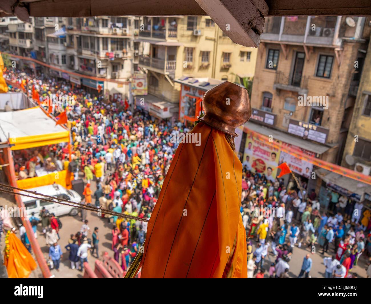 Chawls hi-res stock photography and images - Alamy