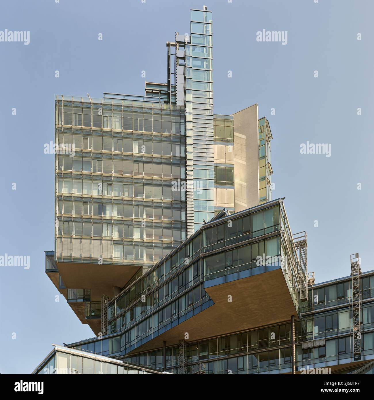 A high-rise office building in Hanover, HQ Panorama Stock Photo - Alamy