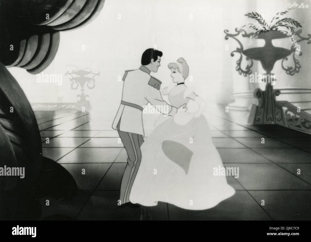 Cinderella scene hi-res stock photography and images - Alamy
