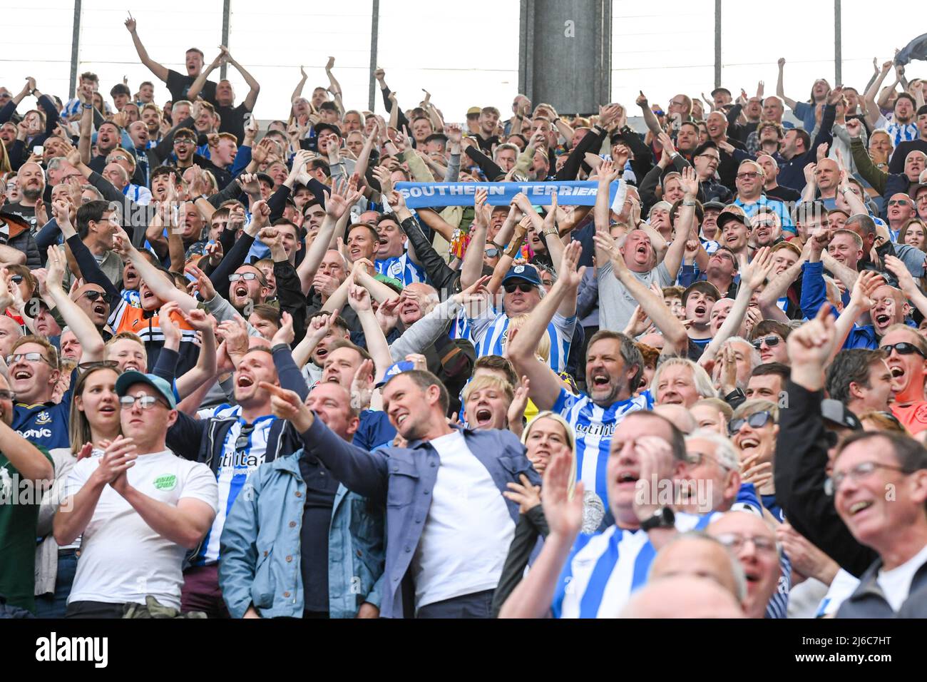 Coventry city goal celebration 2022 hi-res stock photography and images ...