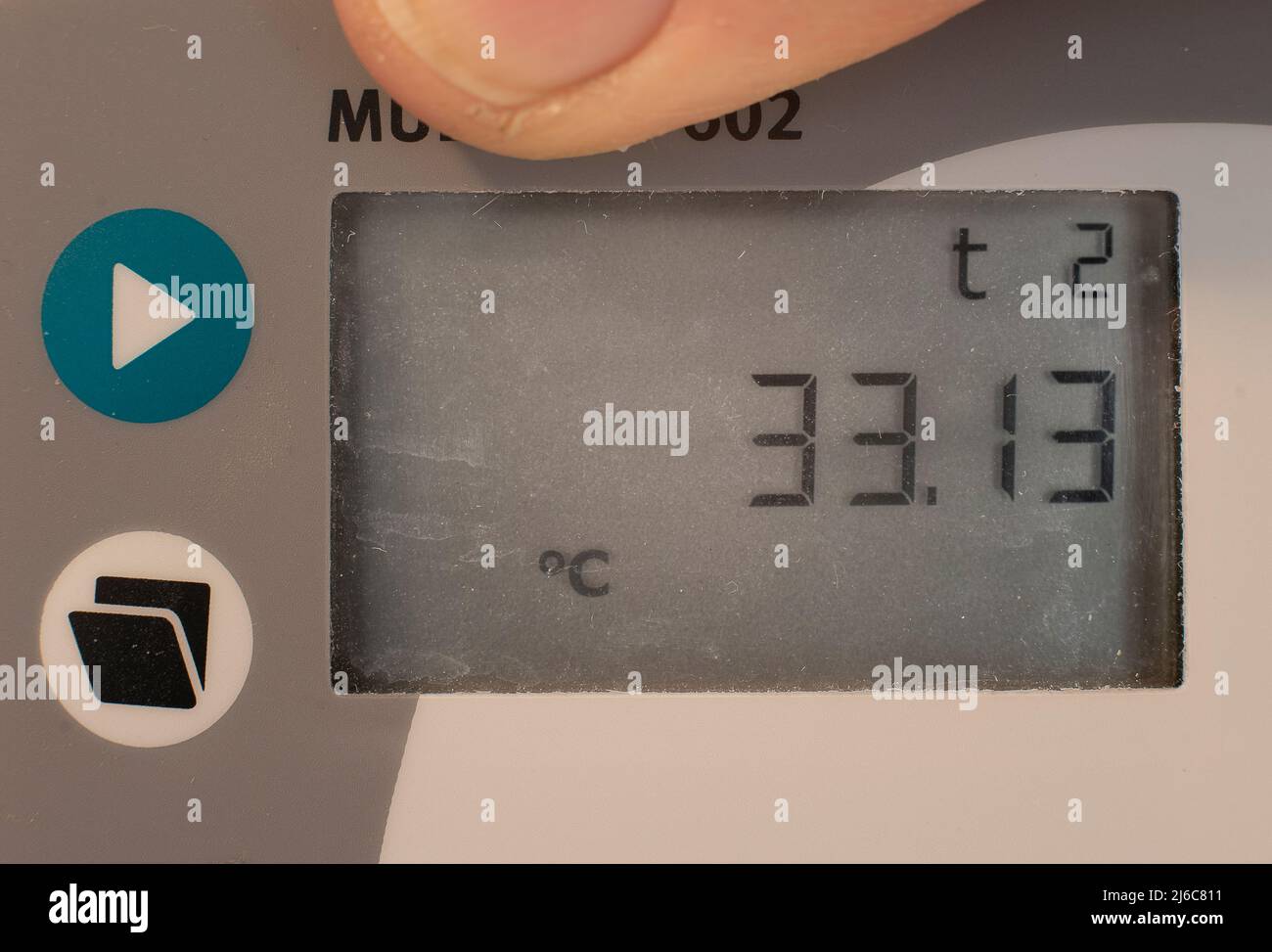 adjusting the digital meter of the district heating system to save ...