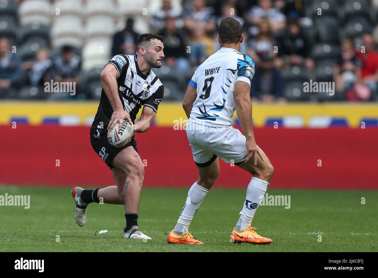 Jake Connor #1 of Hull FC prepares to pass the ball Stock Photo - Alamy