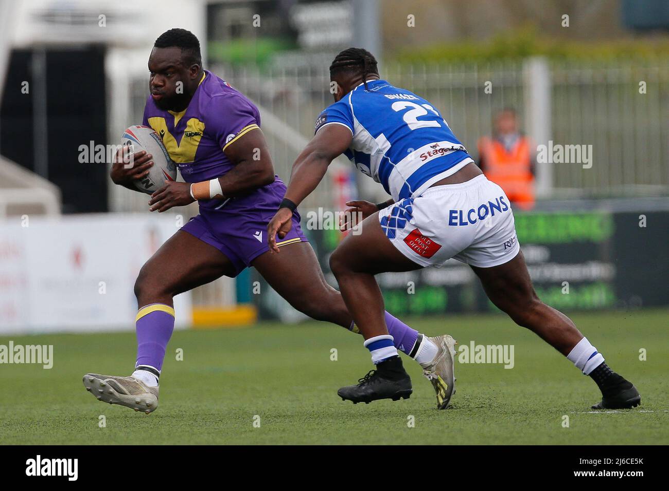 NEWCASTLE UPON TYNE, UK. MAY 1ST Sadiq Adebiyi of Newcastle Thunder in ...
