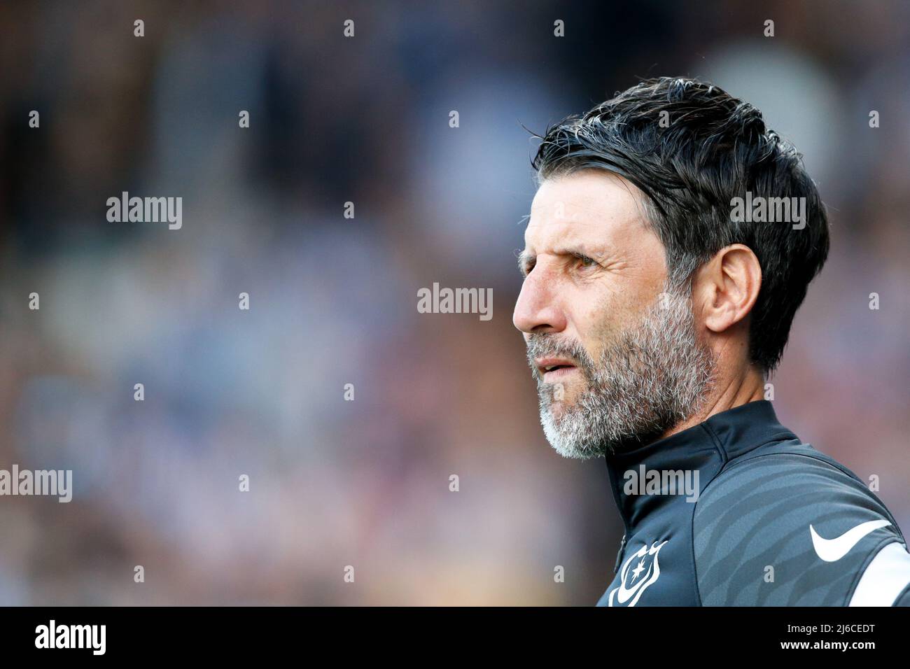Portsmouth danny cowley hi-res stock photography and images - Alamy