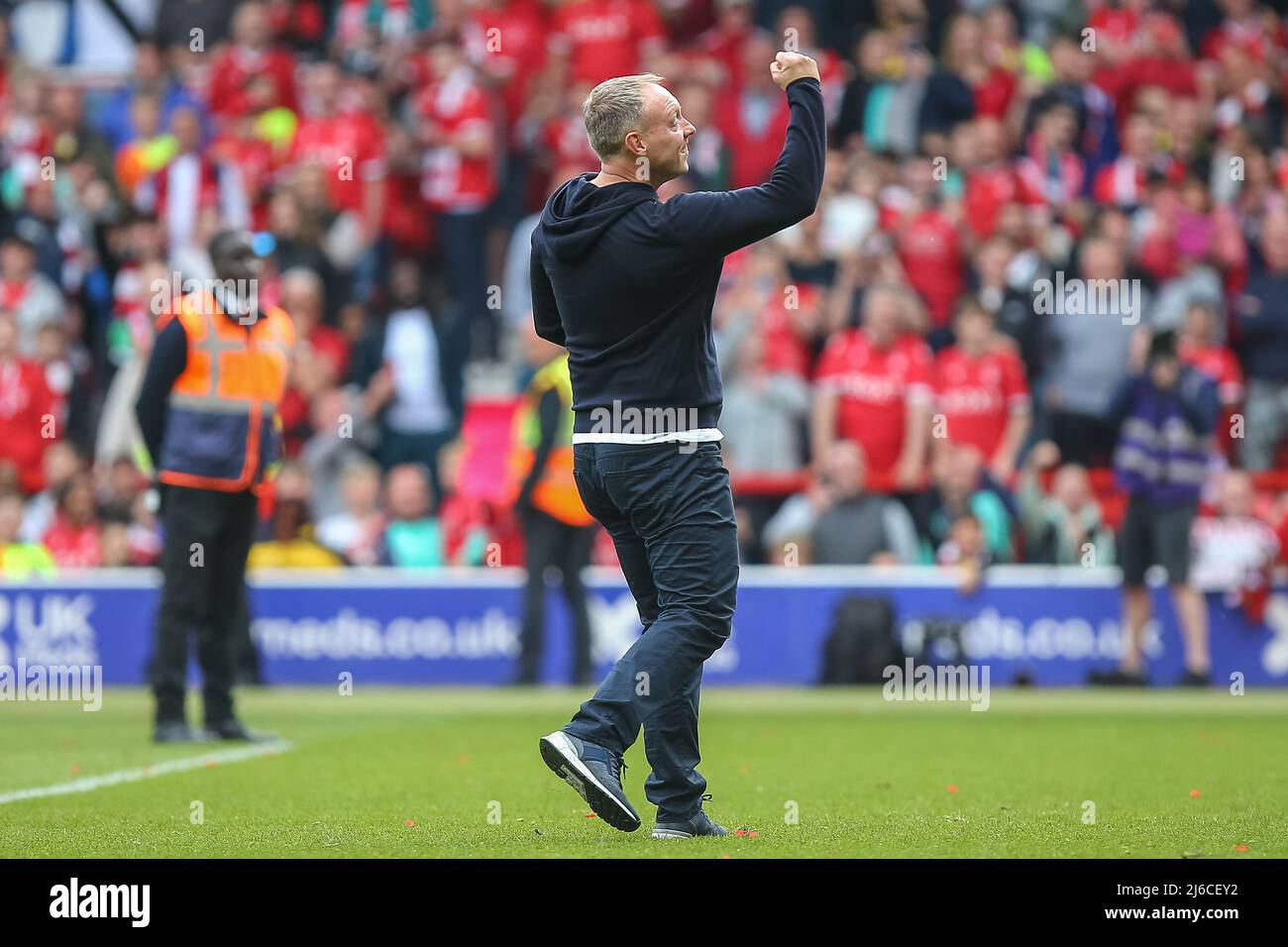 Steve Cooper manager of Nottingham Forest celebrates his teams win ...