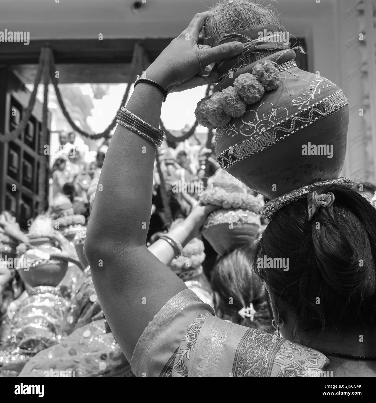 Kalash women Black and White Stock Photos & Images - Alamy