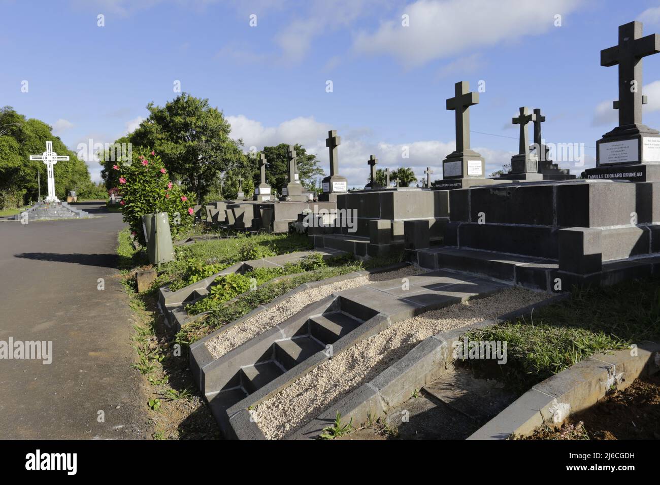 Management of brigade cemetery crematorium management of bigarade cemetery hi-res stock ...