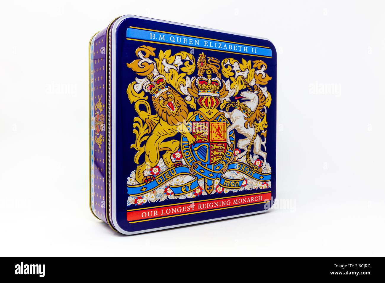 The Royal Collection Longest Reigning Monarch Chocolate Biscuit Tin ...