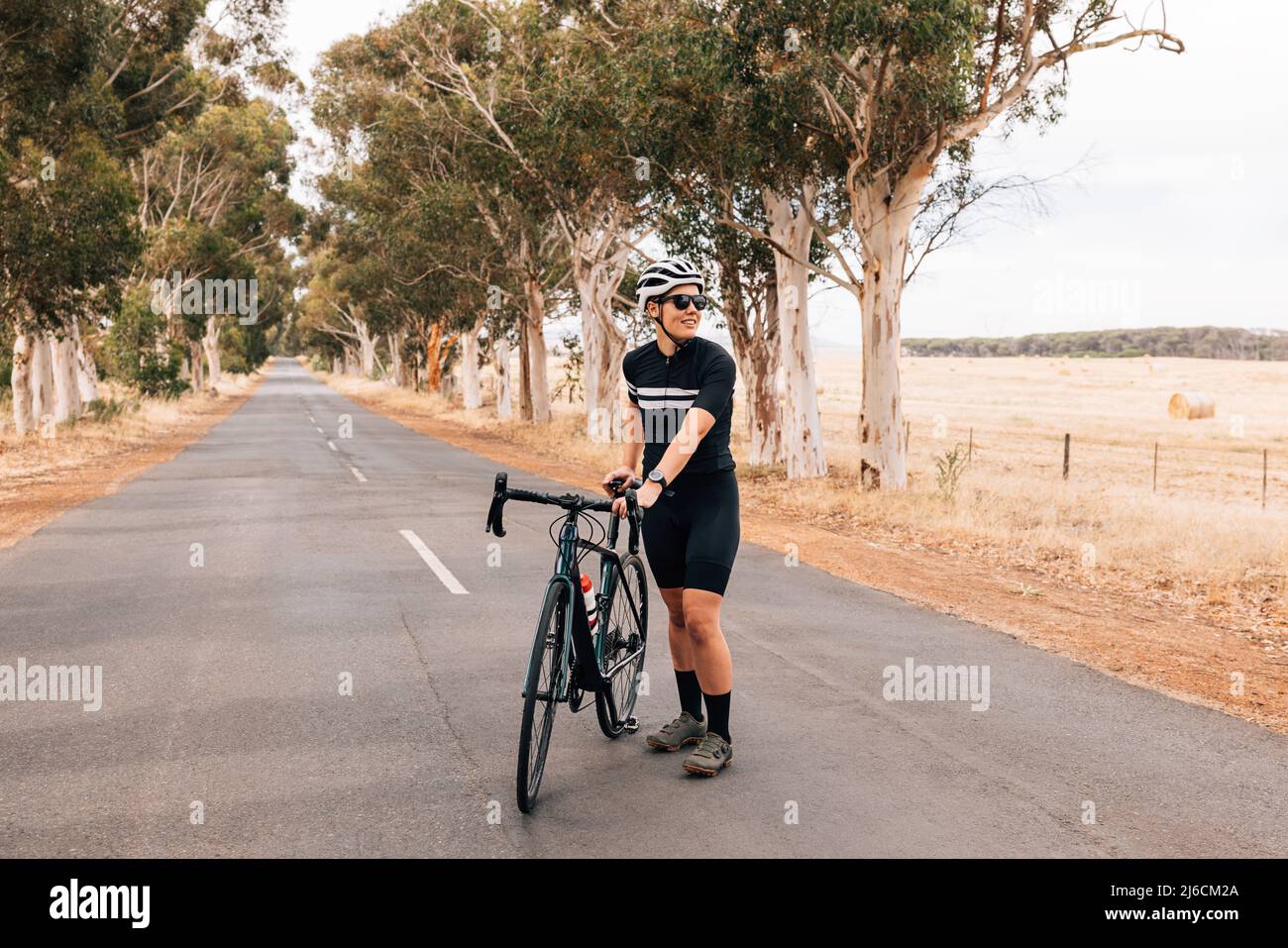 Professional cyclist woman hi-res stock photography and images - Alamy
