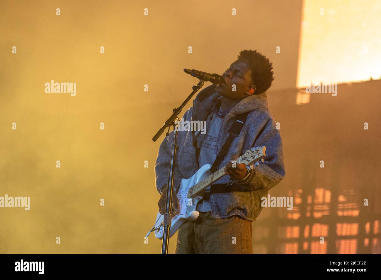 Singer Daniel Caesar (Ashton Dumar Norwill Simmonds) during Coachella ...