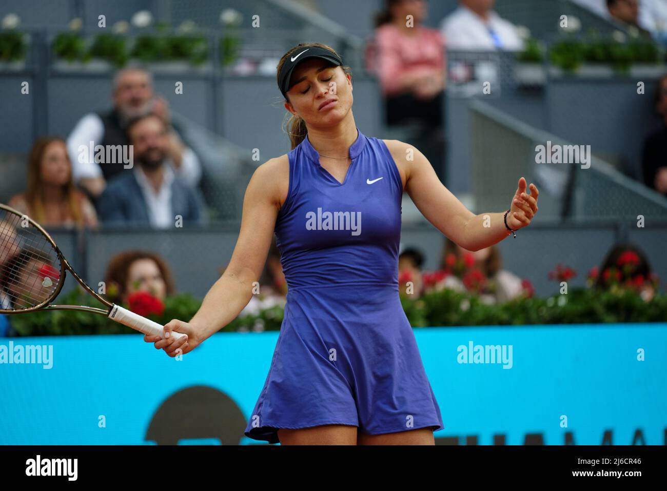 Paula badosa racket hi-res stock photography and images - Alamy