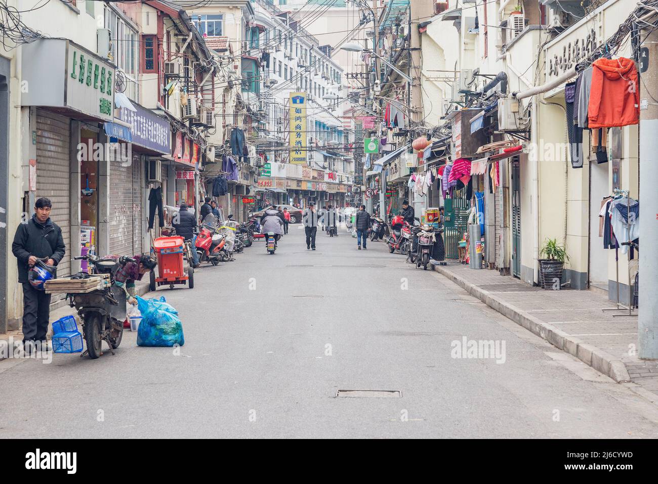 Poor shanghai hi-res stock photography and images - Alamy