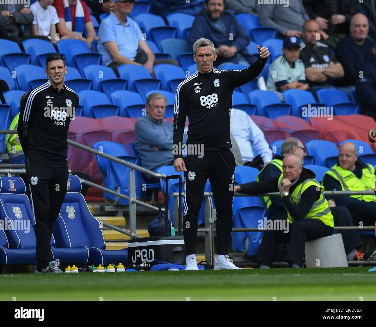 Cardiff city manager steve morison hi-res stock photography and images ...