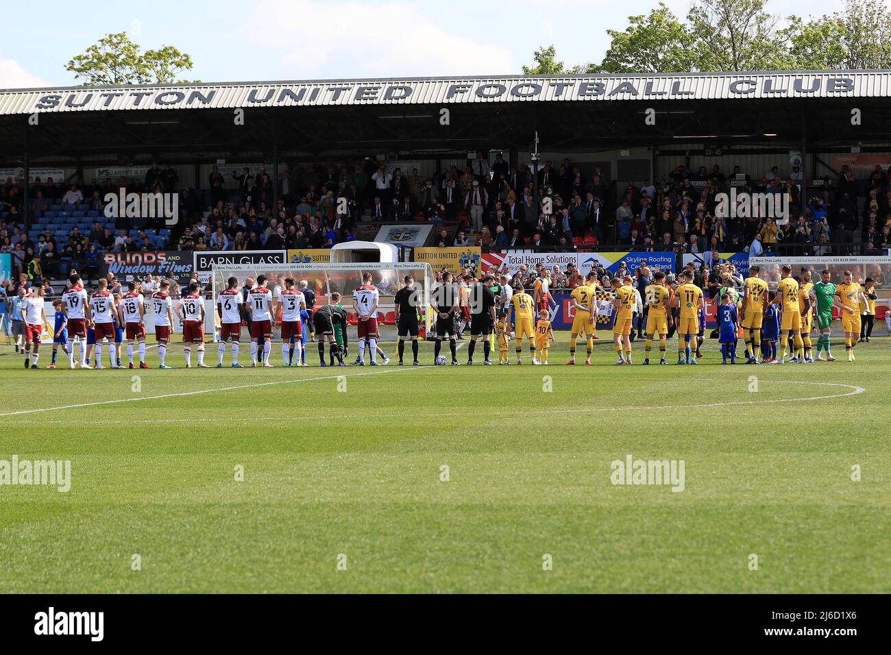 Teams take hi-res stock photography and images - Alamy