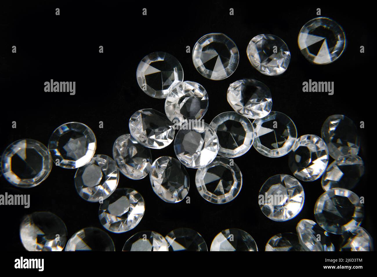 Natural black diamonds hi-res stock photography and images - Alamy