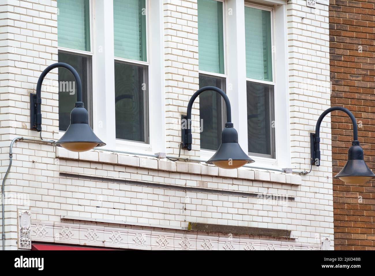 Front of old downtown building in Midwest city Stock Photo - Alamy