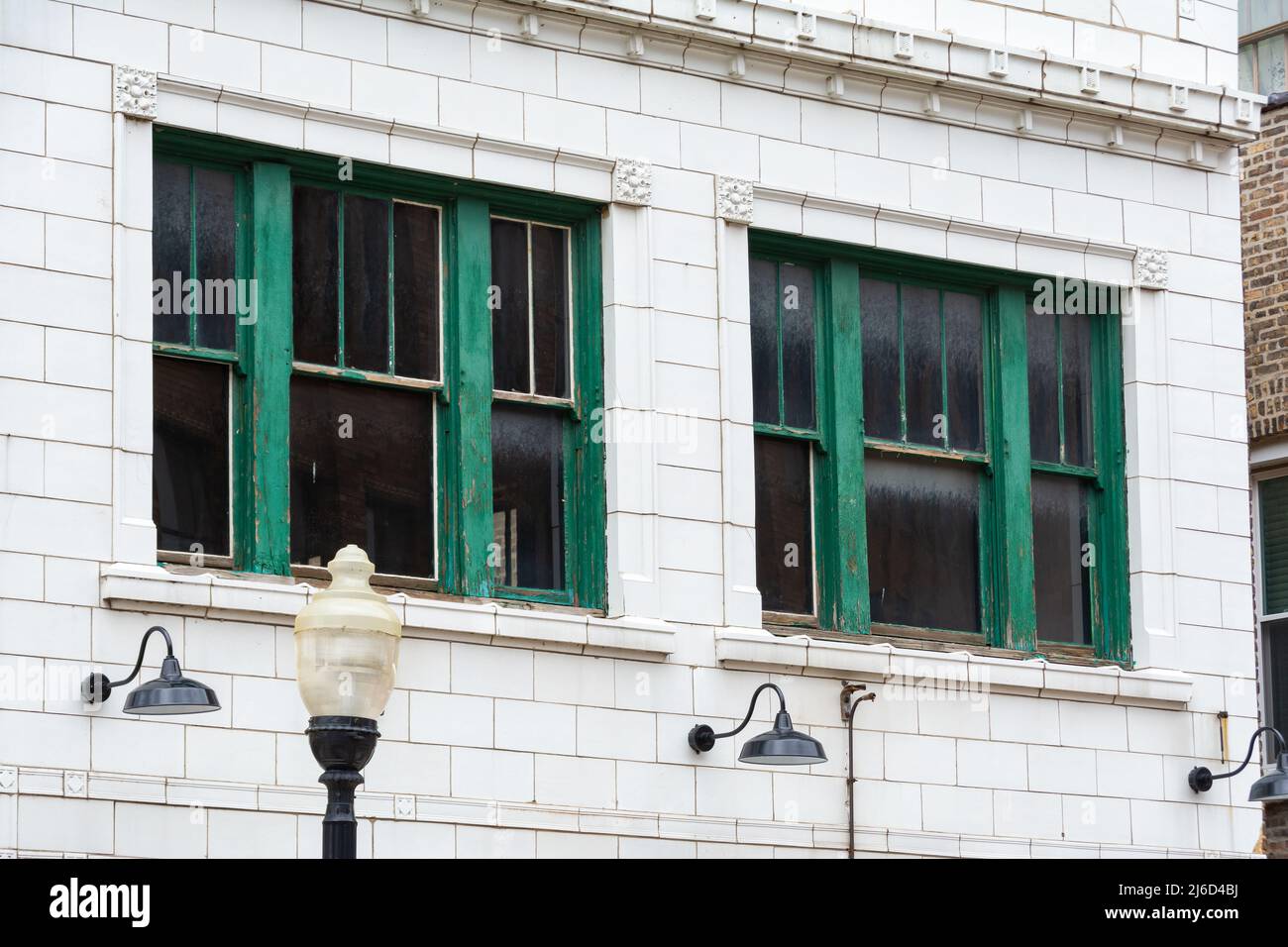 Front of old downtown building in Midwest city Stock Photo - Alamy