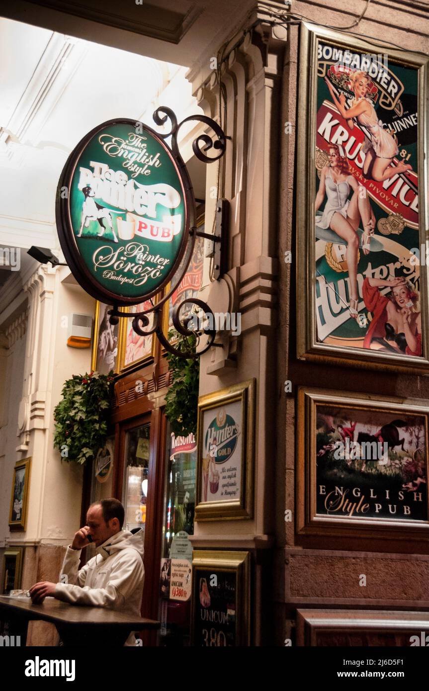 English beer in budapest hi-res stock photography and images - Alamy