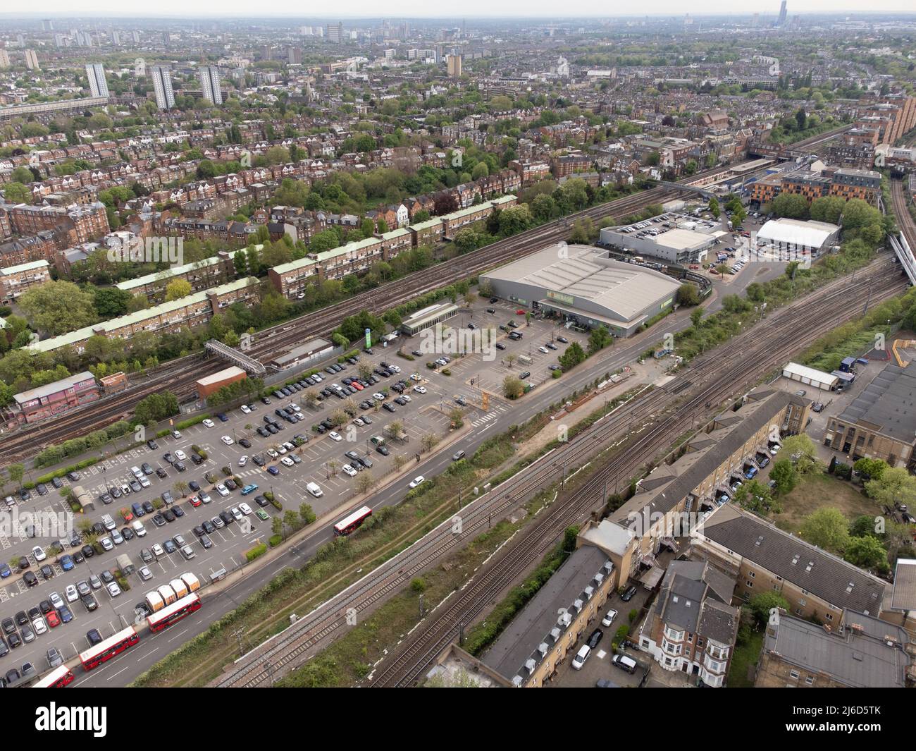 O2 centre finchley road hi-res stock photography and images - Alamy