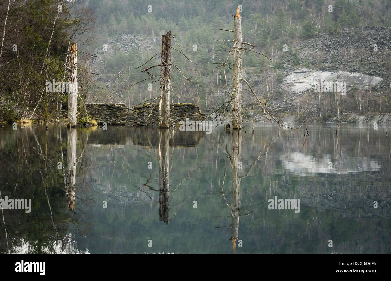 lake in a former slate mining site Stock Photo - Alamy