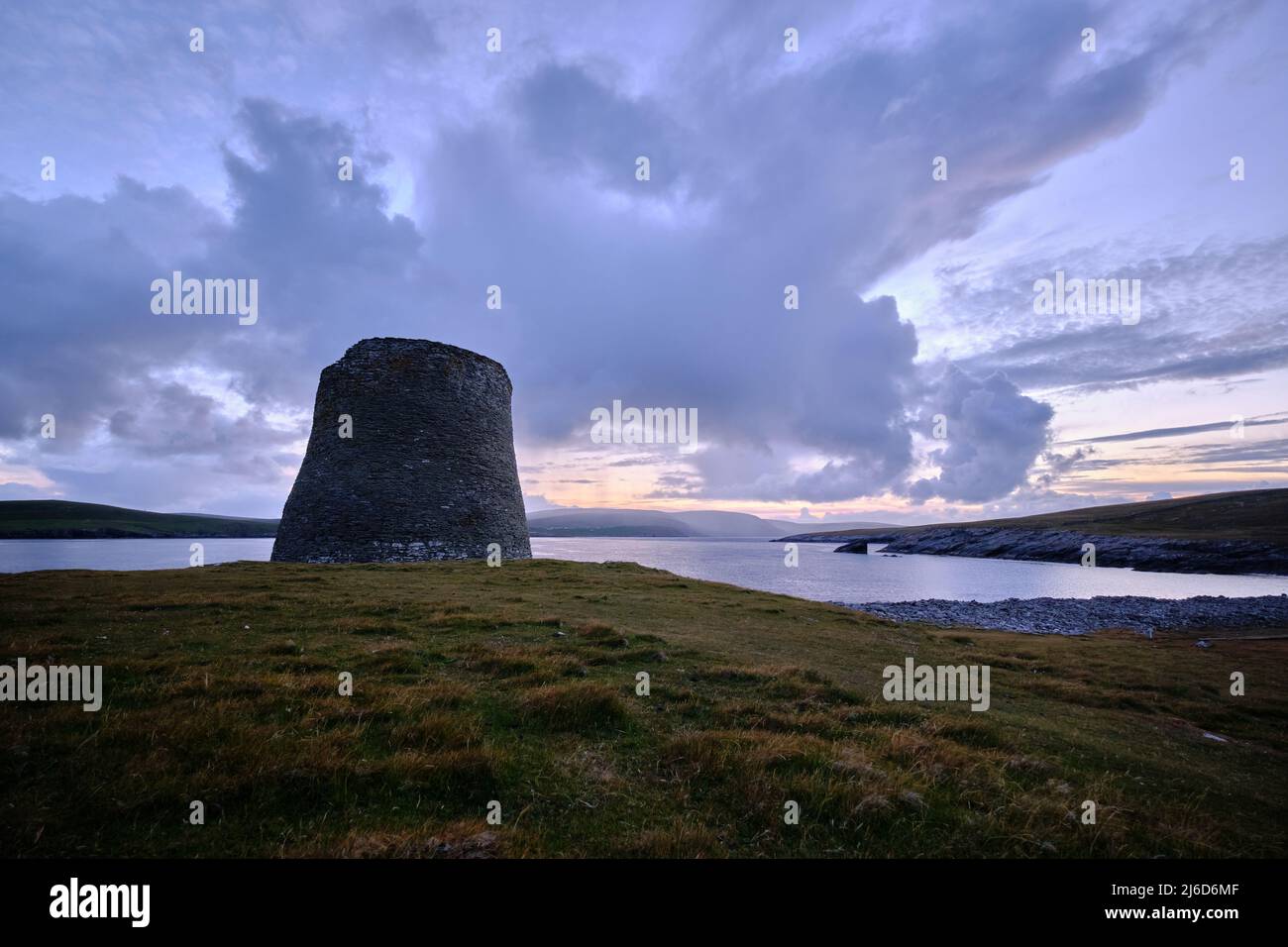 Mousa broch shetland hi-res stock photography and images - Alamy