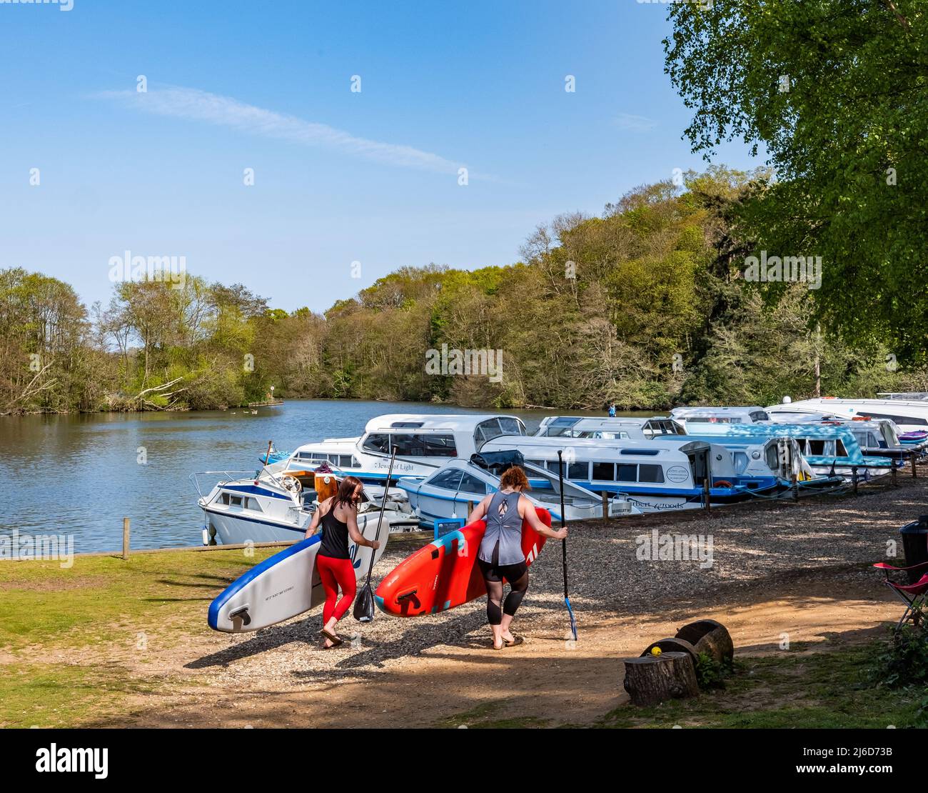Paddleboarders norfolk broads hi-res stock photography and images - Alamy