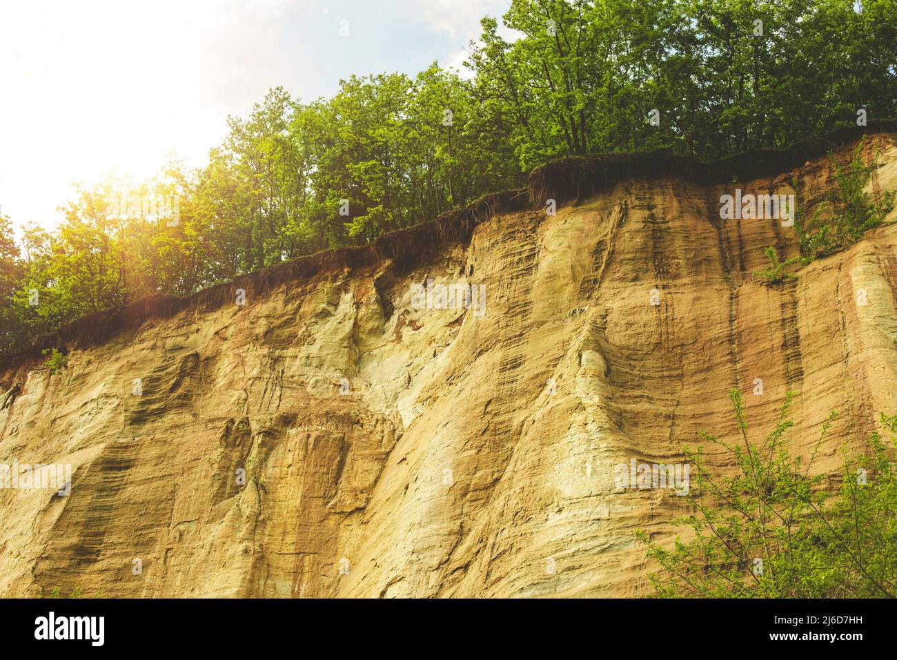 Cliff sea wall hi-res stock photography and images - Alamy