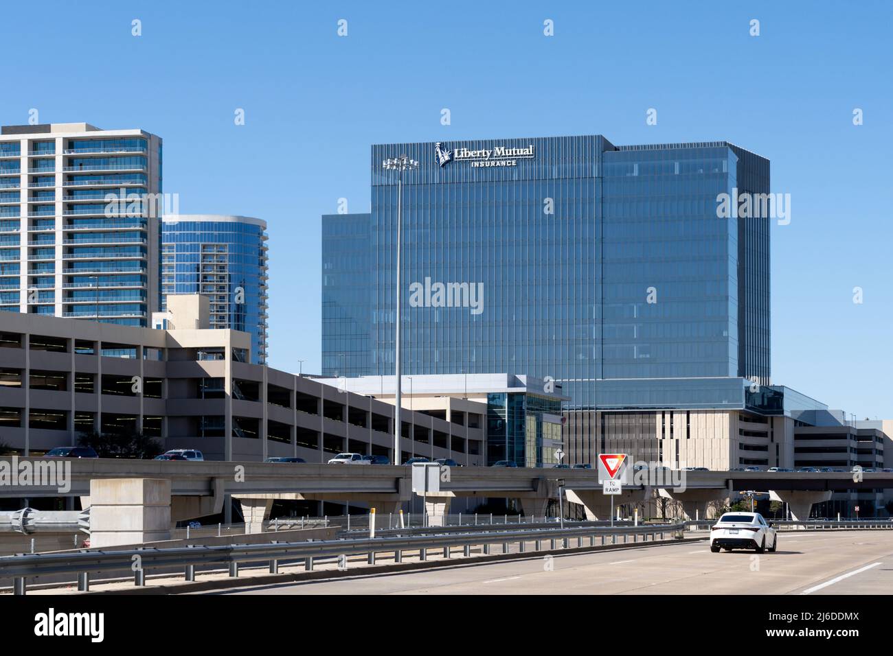 Liberty mutual group building hi-res stock photography and images - Alamy