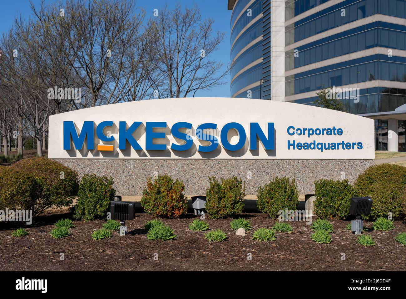 Building management systems hi-res stock photography and images - Alamy