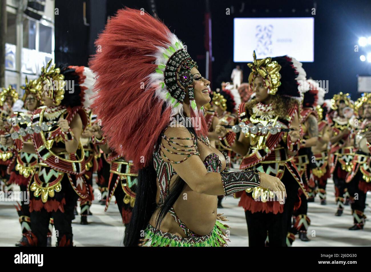 RJ - Rio de Janeiro - 04/30/2022 - CARNIVAL RIO 2022, PARADE SCHOOL OF ...