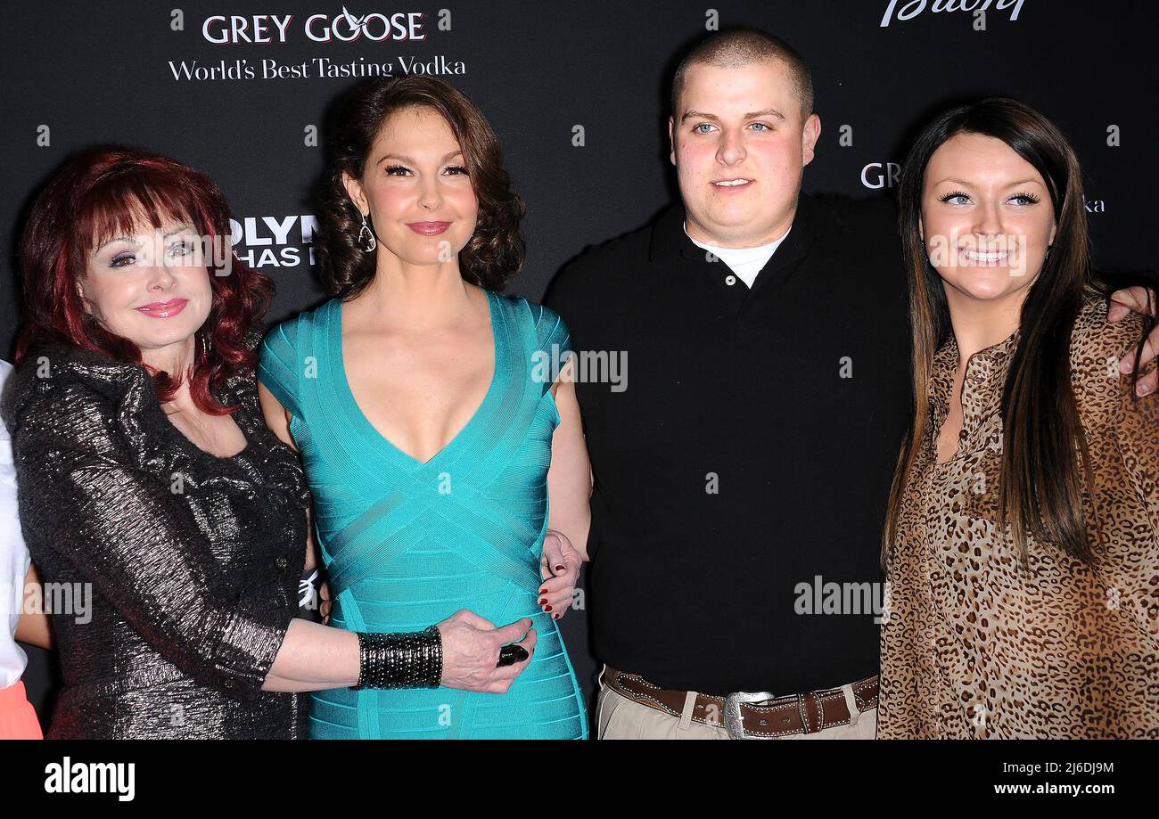 Naomi Judd, half of The Judds country music duo died today at the age ...