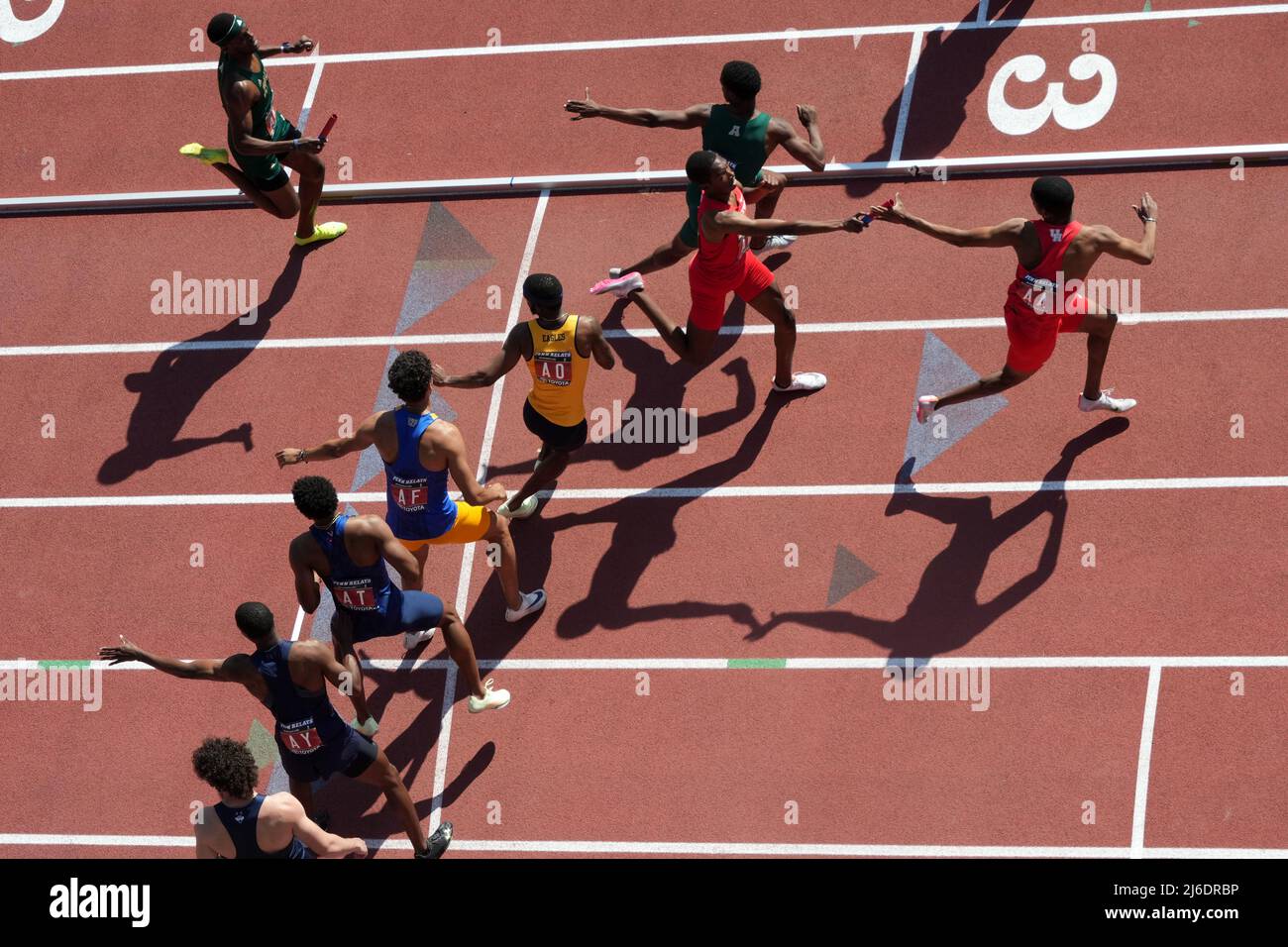 400m relay hi-res stock photography and images - Alamy