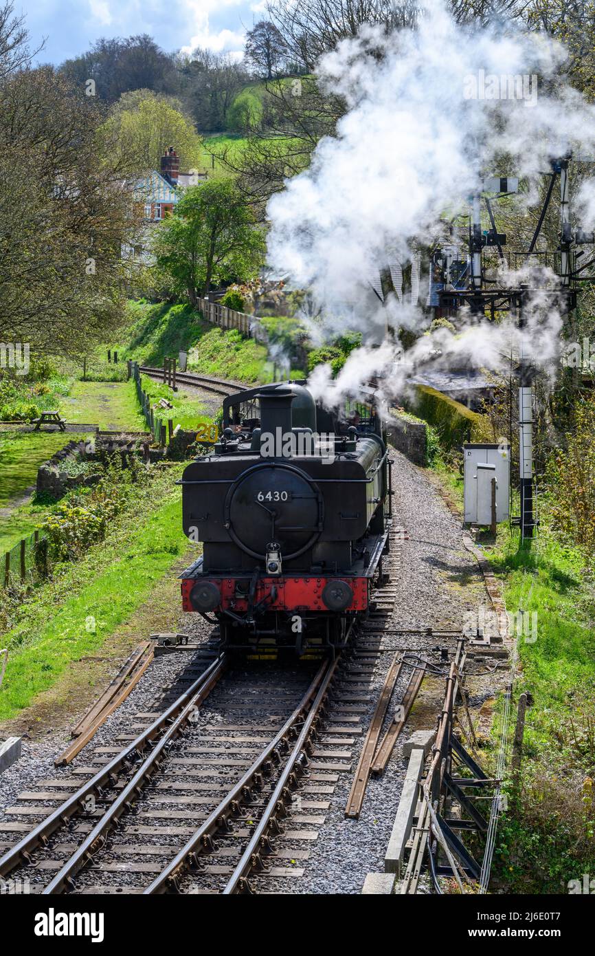 Historic steam locomotive with carriages Stock Photo - Alamy