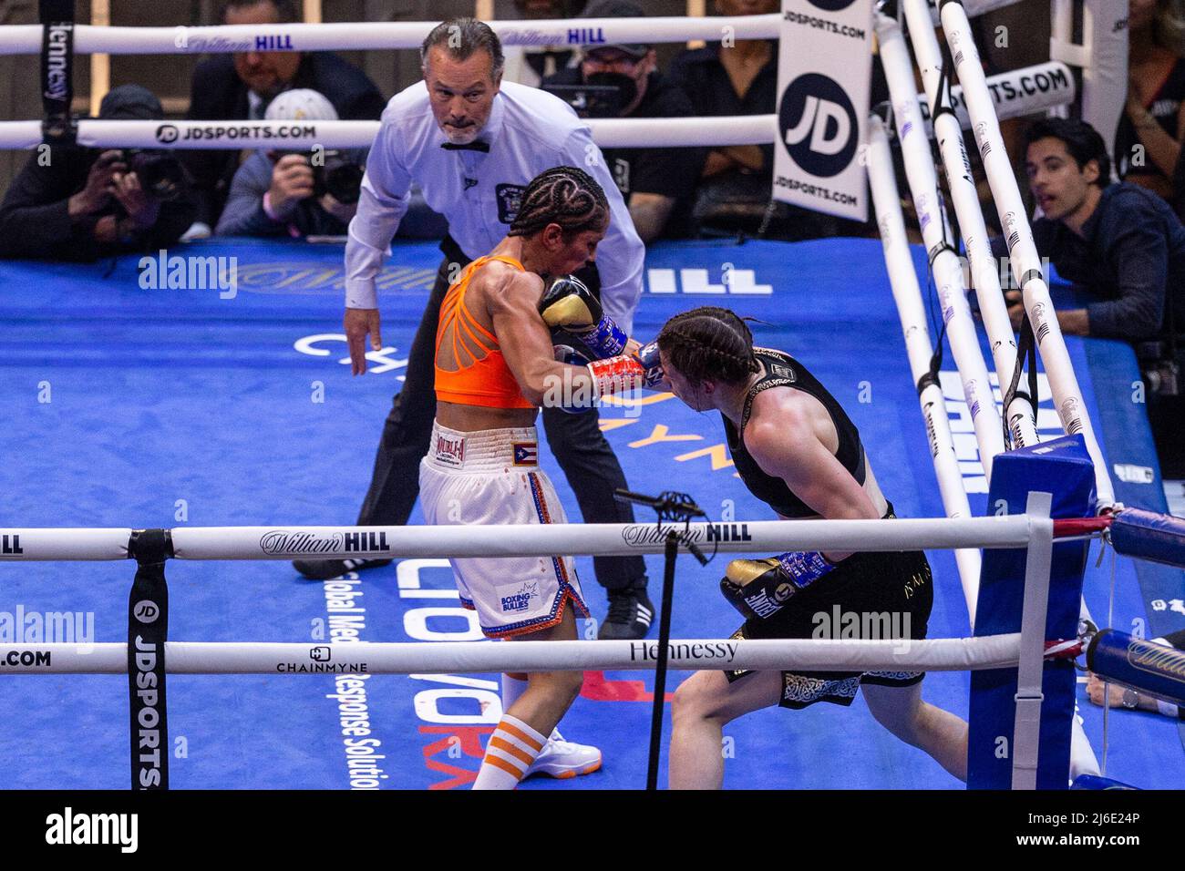 New York, NY - April 30: 2022: Katie Taylor fights Amanda Serrano for ...
