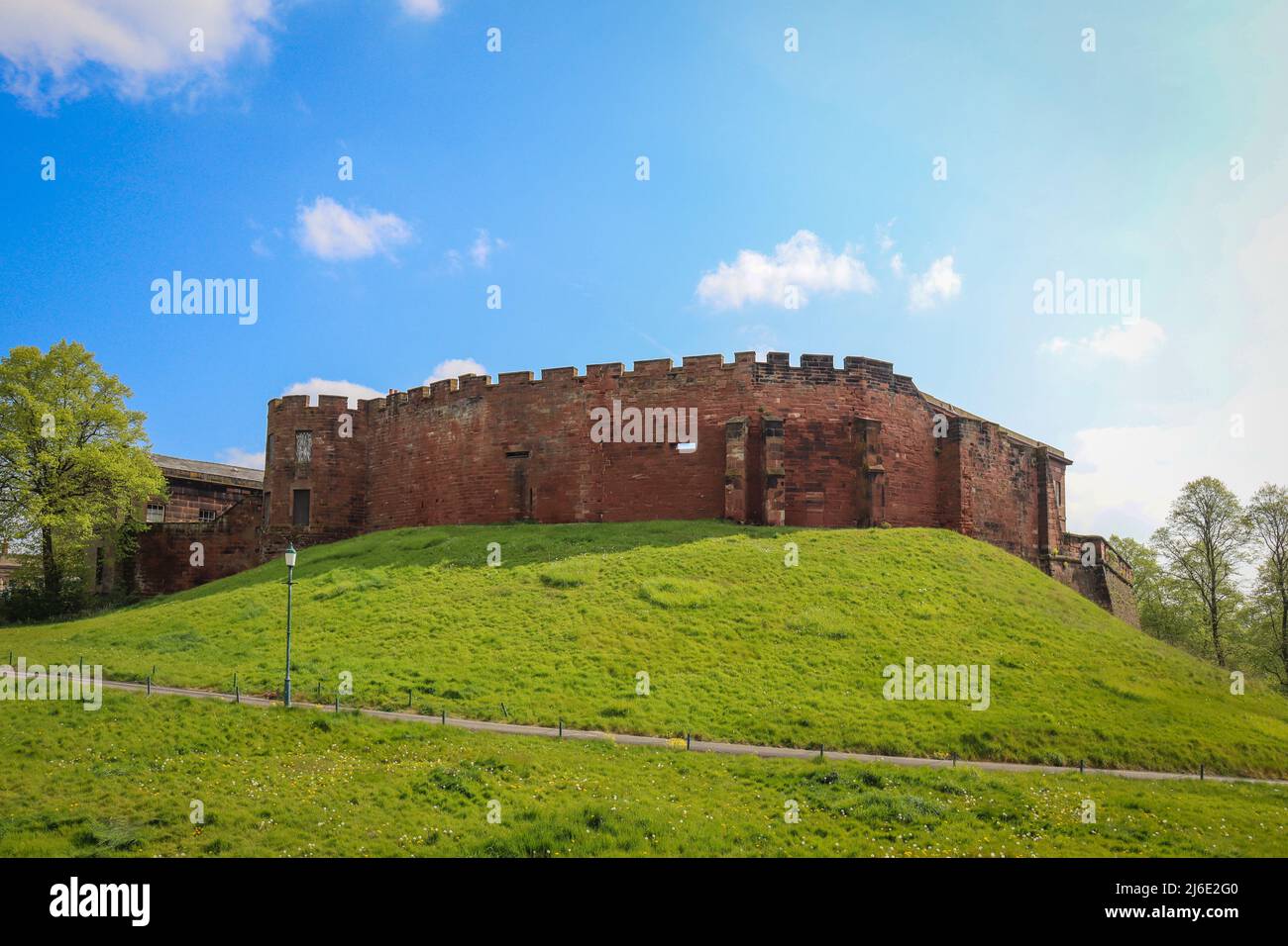 Medieval city walls chester hi-res stock photography and images - Alamy